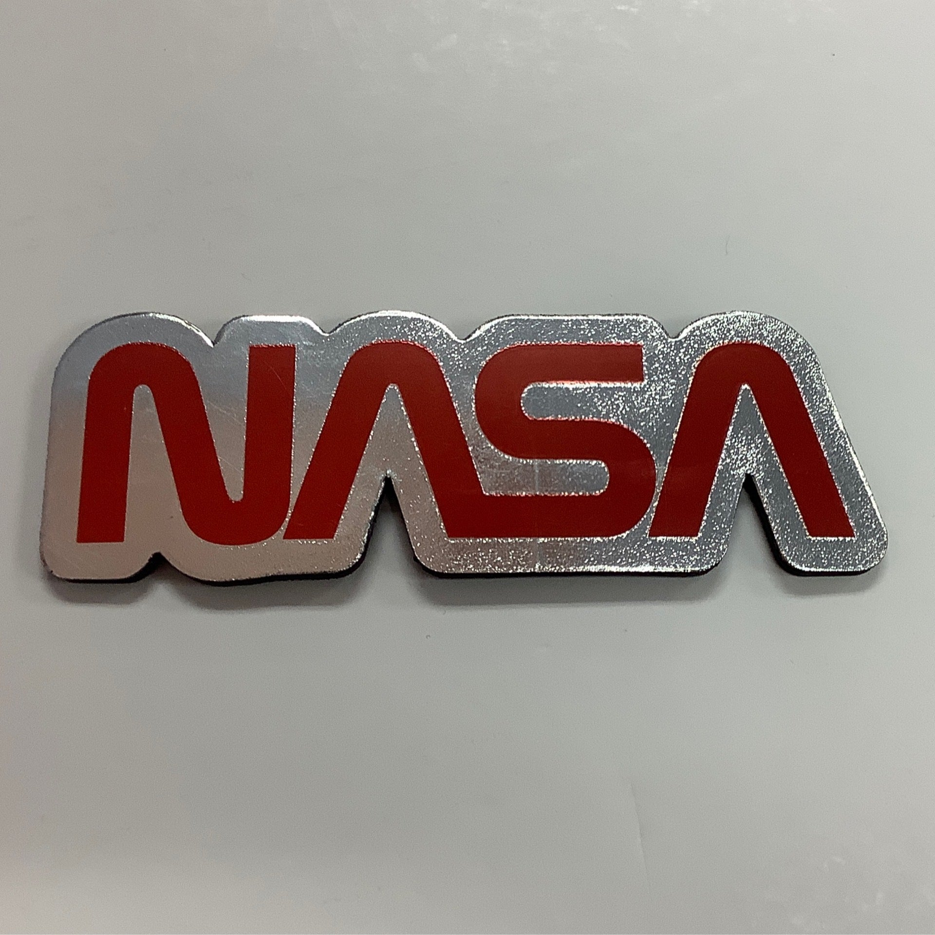 060430 Worm Logo Magnet | NASA Wallops Flight Facility
